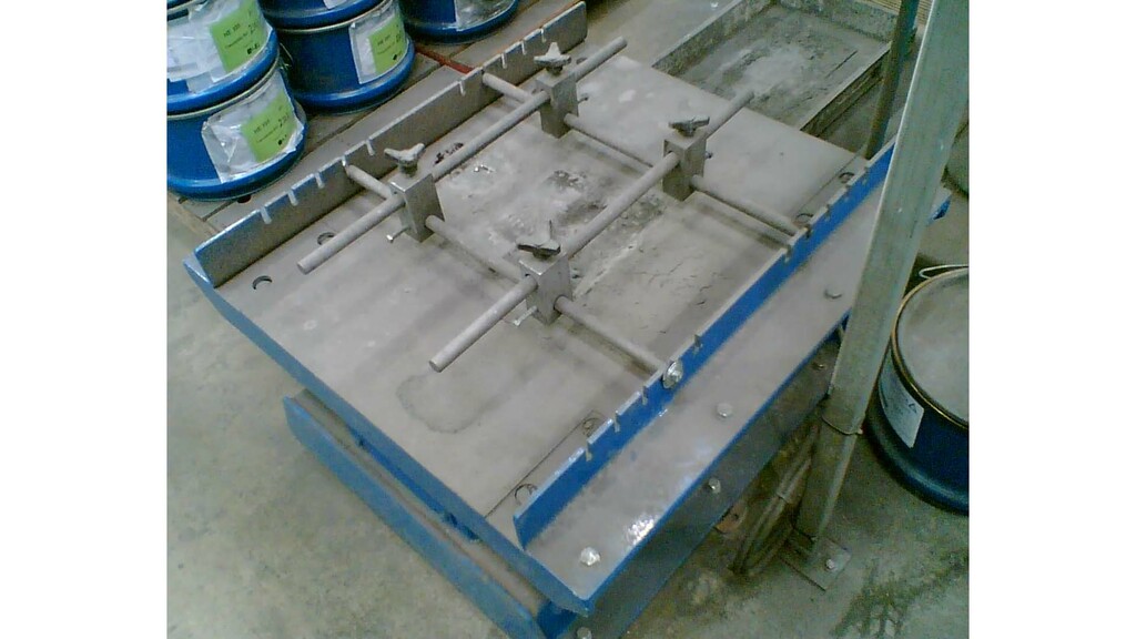 Vibratory Compaction Tables - Podmores